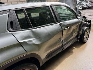 Pelēks Jeep Avenger 2024 Kauņa, ar dzinēja tilpumu 0.00 L un nobraukumu 20 tūkst. km par 6300 €, foto 19 vietnē AUTOMOTO.COM.LV