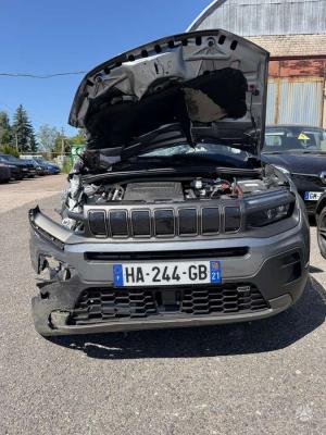 Pelēks Jeep Avenger 2024 Kauņa, ar dzinēja tilpumu 0.00 L un nobraukumu 20 tūkst. km par 6600 €, foto 3 vietnē AUTOMOTO.COM.LV