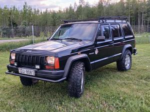 Melns Jeep Cherokee 1993 Preiļi, ar dzinēja tilpumu 2.50 L un nobraukumu 227 tūkst. km par 3000 €, foto 7 vietnē AUTOMOTO.COM.LV