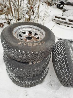 Black Jeep Cherokee 1998 in Ludza, with an engine capacity of 2.50 L and mileage of 347 thousand km for 5500 €, photo 15 on AUTOMOTO.COM.LV
