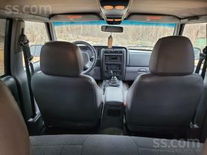 Melns Jeep Cherokee 1998 Bauska, ar dzinēja tilpumu 2.50 L un nobraukumu 265 tūkst. km par 3500 €, foto 11 vietnē AUTOMOTO.COM.LV