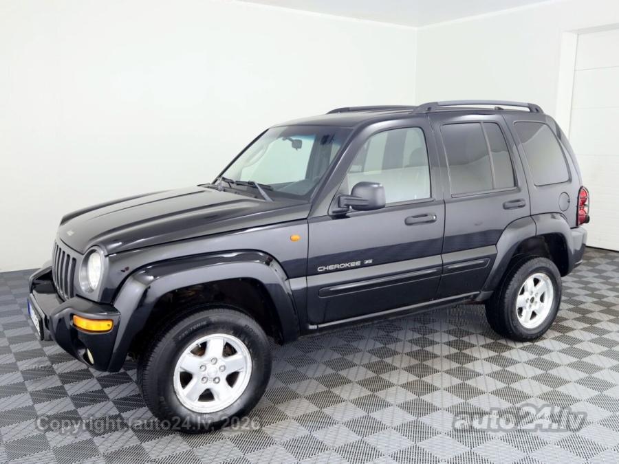 Melns Jeep Cherokee 2003 Tallina, ar dzinēja tilpumu 2.80 L un nobraukumu 274 tūkst. km par 2799 €, foto 2 vietnē AUTOMOTO.COM.LV