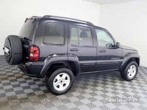 Melns Jeep Cherokee 2003 Tallina, ar dzinēja tilpumu 2.80 L un nobraukumu 274 tūkst. km par 2799 €, foto 3 vietnē AUTOMOTO.COM.LV