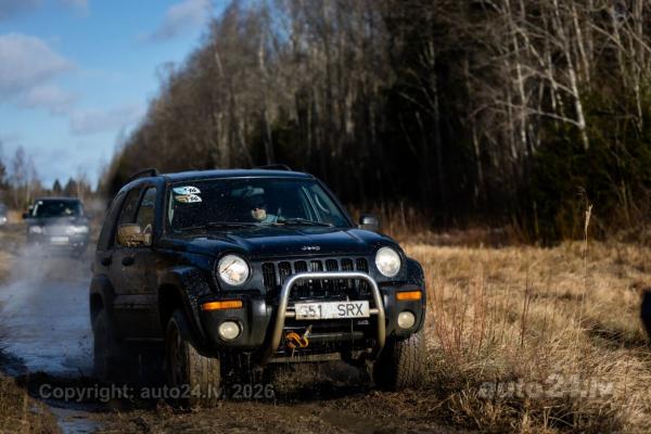 Black Jeep Cherokee 2004 in Tallinn, with an engine capacity of 3.70 L and mileage of 201 thousand km for 1499 €, photo 4 on AUTOMOTO.COM.LV