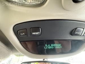 Black Jeep Cherokee 2004 in Jelgava, with an engine capacity of 2.80 L and mileage of 299 thousand km for 3200 €, photo 25 on AUTOMOTO.COM.LV