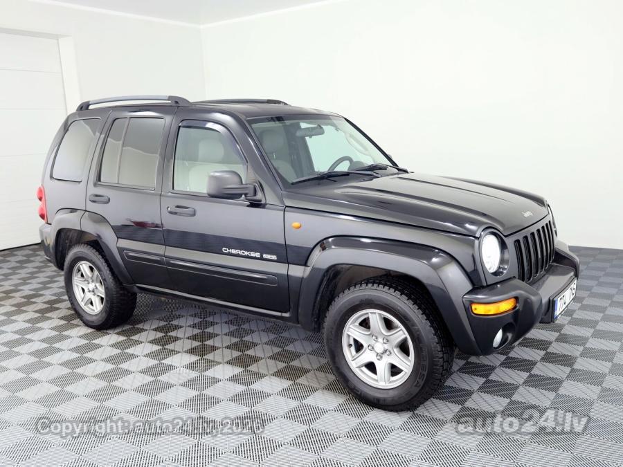 Melns Jeep Cherokee 2004 Tallina, ar dzinēja tilpumu 2.80 L un nobraukumu 208 tūkst. km par 2999 €, foto 1 vietnē AUTOMOTO.COM.LV