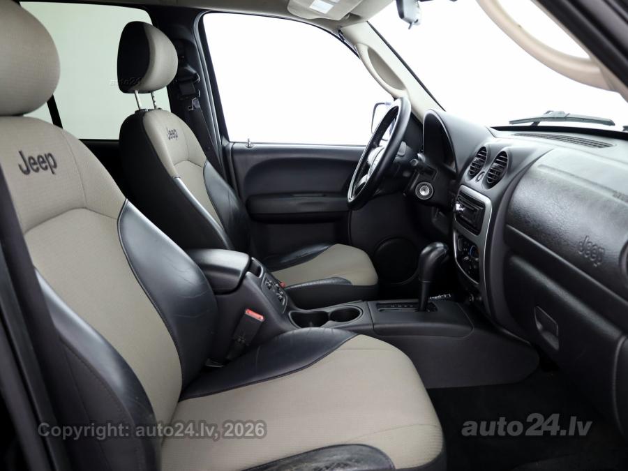 Melns Jeep Cherokee 2004 Tallina, ar dzinēja tilpumu 2.80 L un nobraukumu 208 tūkst. km par 2999 €, foto 7 vietnē AUTOMOTO.COM.LV