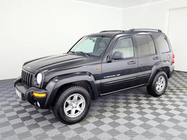 Черный Джип Чероки 2004 в Таллин, объемом двигателя 2.80 л и пробегом 208 тыс. км за 2999 €, фото 3 на AUTOMOTO.COM.LV