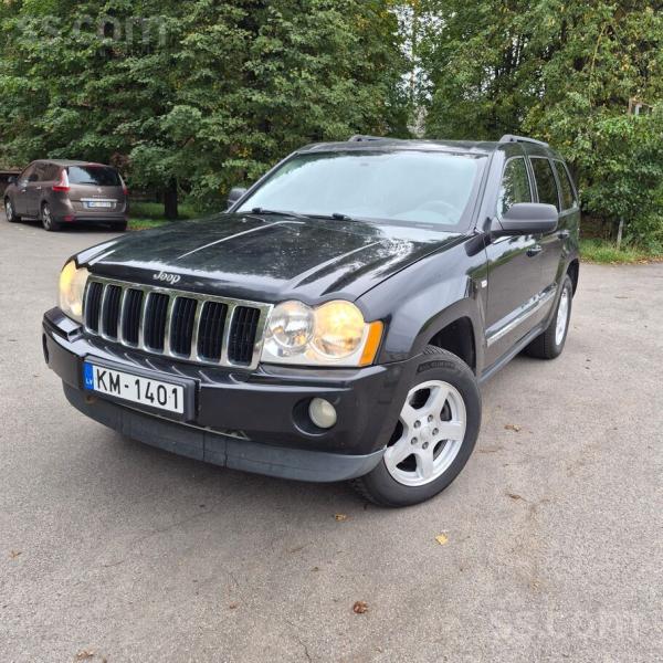 Black Jeep Cherokee 2006 in Riga, with an engine capacity of 3.00 L and mileage of 252 thousand km for 3000 €, photo 1 on AUTOMOTO.COM.LV