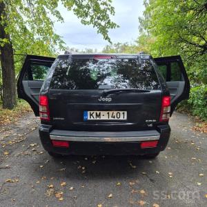 Black Jeep Cherokee 2006 in Riga, with an engine capacity of 3.00 L and mileage of 252 thousand km for 3000 €, photo 10 on AUTOMOTO.COM.LV