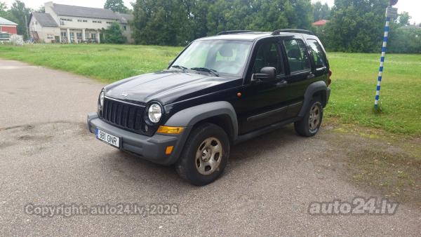 Black Jeep Cherokee 2007 in Tallinn, with an engine capacity of 2.80 L and mileage of 86 thousand km for 4500 €, photo 1 on AUTOMOTO.COM.LV