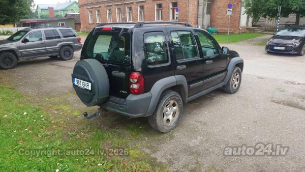 Black Jeep Cherokee 2007 in Tallinn, with an engine capacity of 2.80 L and mileage of 86 thousand km for 4500 €, photo 3 on AUTOMOTO.COM.LV