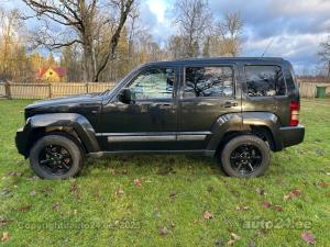 Melns Jeep Cherokee 2008 Tallina, ar dzinēja tilpumu 2.80 L un nobraukumu 212 tūkst. km par 5999 €, foto 5 vietnē AUTOMOTO.COM.LV