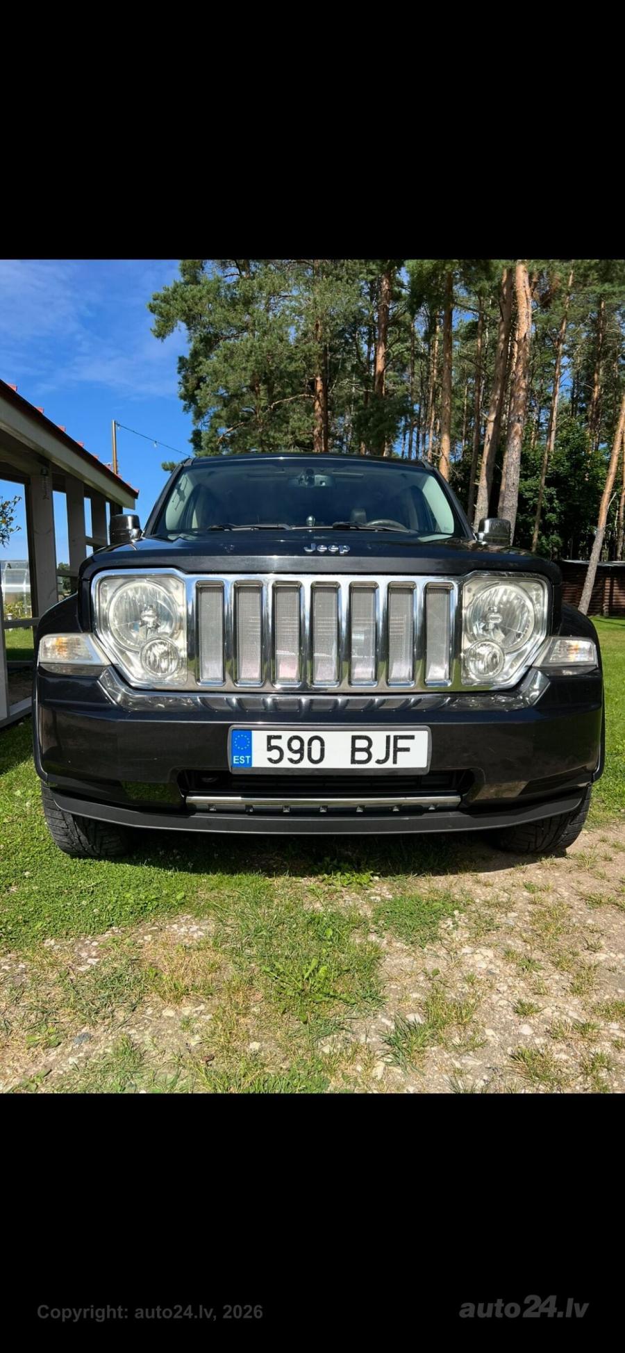 Melns Jeep Cherokee 2008 Tallina, ar dzinēja tilpumu 2.80 L un nobraukumu 350 tūkst. km par 6000 €, foto 4 vietnē AUTOMOTO.COM.LV