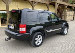 Melns Jeep Cherokee 2008 Cēsis, ar dzinēja tilpumu 2.80 L un nobraukumu 345 tūkst. km par 5500 €, foto 4 vietnē AUTOMOTO.COM.LV