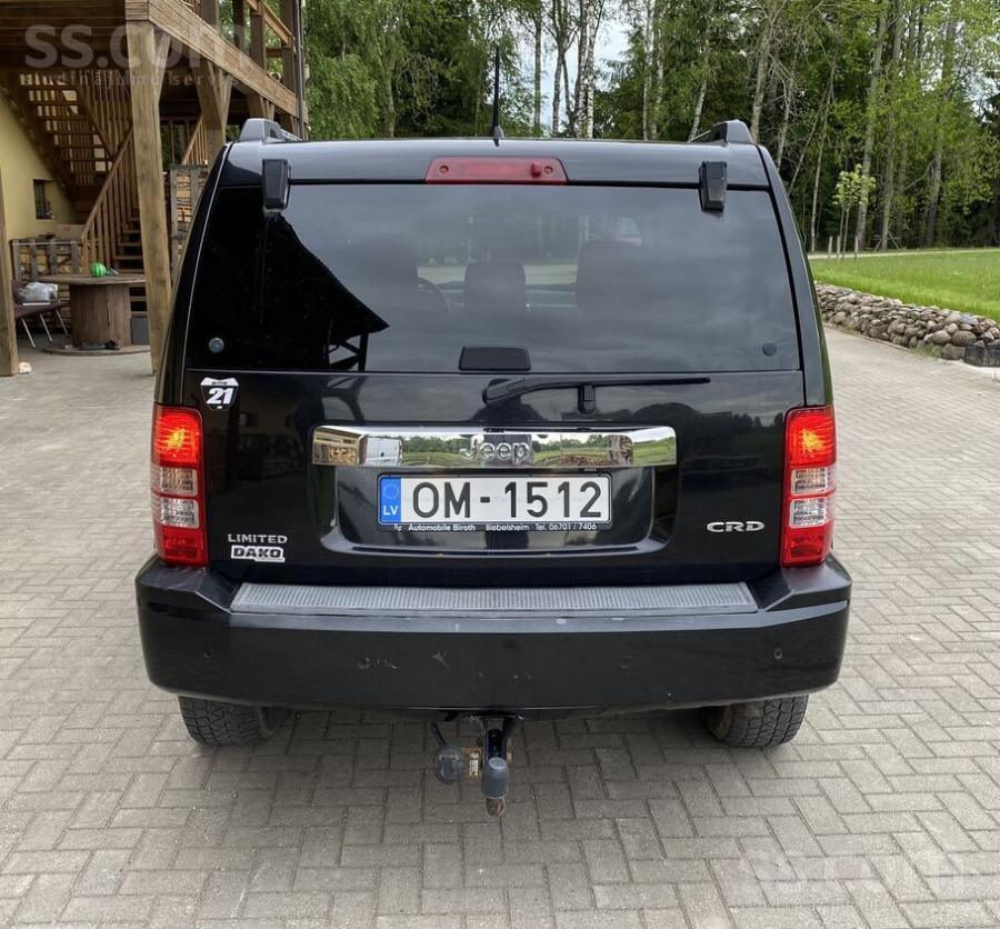 Melns Jeep Cherokee 2008 Cēsis, ar dzinēja tilpumu 2.80 L un nobraukumu 345 tūkst. km par 5500 €, foto 5 vietnē AUTOMOTO.COM.LV
