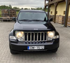 Melns Jeep Cherokee 2008 Cēsis, ar dzinēja tilpumu 2.80 L un nobraukumu 345 tūkst. km par 5500 €, foto 9 vietnē AUTOMOTO.COM.LV