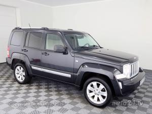 Черный Джип Чероки 2009 в Таллин, объемом двигателя 2.80 л и пробегом 279 тыс. км за 4499 €, фото  на AUTOMOTO.COM.LV
