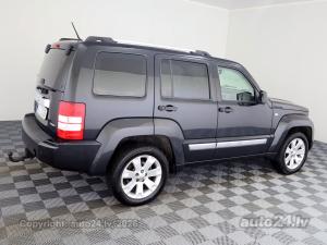 Черный Джип Чероки 2009 в Таллин, объемом двигателя 2.80 л и пробегом 279 тыс. км за 4499 €, фото 4 на AUTOMOTO.COM.LV