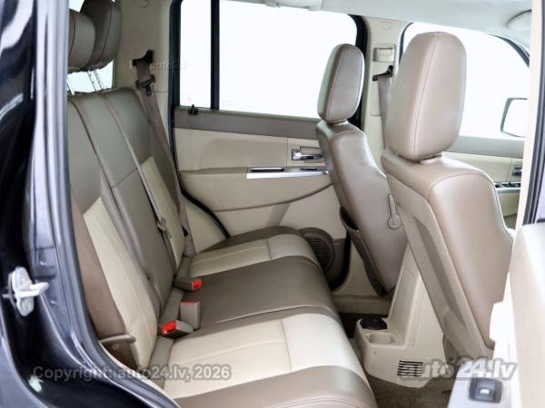 Melns Jeep Cherokee 2009 Tallina, ar dzinēja tilpumu 2.80 L un nobraukumu 279 tūkst. km par 4499 €, foto 7 vietnē AUTOMOTO.COM.LV