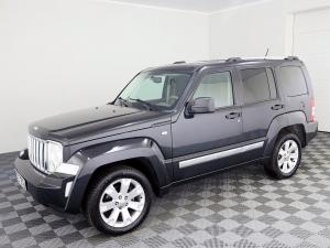 Melns Jeep Cherokee 2009 Tallina, ar dzinēja tilpumu 2.80 L un nobraukumu 279 tūkst. km par 3999 €, foto 10 vietnē AUTOMOTO.COM.LV