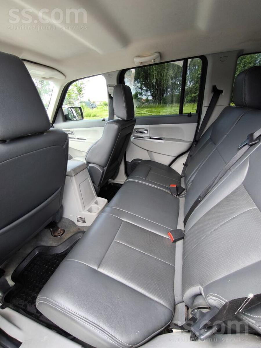 Melns Jeep Cherokee 2010 Rīga, ar dzinēja tilpumu 2.80 L un nobraukumu 225 tūkst. km par 8499 €, foto 11 vietnē AUTOMOTO.COM.LV