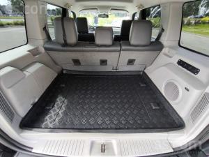 Melns Jeep Cherokee 2010 Rīga, ar dzinēja tilpumu 2.80 L un nobraukumu 225 tūkst. km par 8499 €, foto 13 vietnē AUTOMOTO.COM.LV