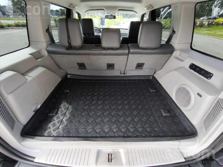 Melns Jeep Cherokee 2010 Rīga, ar dzinēja tilpumu 2.80 L un nobraukumu 225 tūkst. km par 8499 €, foto 13 vietnē AUTOMOTO.COM.LV