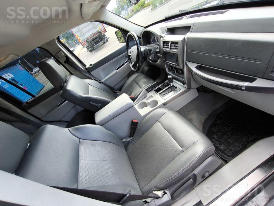 Melns Jeep Cherokee 2010 Rīga, ar dzinēja tilpumu 2.80 L un nobraukumu 225 tūkst. km par 8499 €, foto 16 vietnē AUTOMOTO.COM.LV