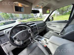 Melns Jeep Cherokee 2010 Rīga, ar dzinēja tilpumu 2.80 L un nobraukumu 225 tūkst. km par 8499 €, foto 21 vietnē AUTOMOTO.COM.LV