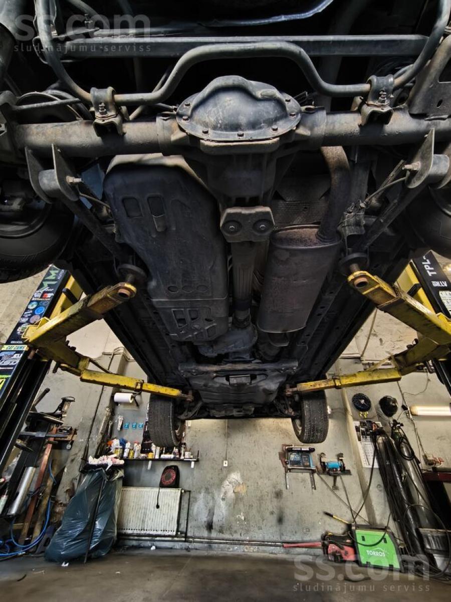 Melns Jeep Cherokee 2010 Rīga, ar dzinēja tilpumu 2.80 L un nobraukumu 225 tūkst. km par 8499 €, foto 24 vietnē AUTOMOTO.COM.LV