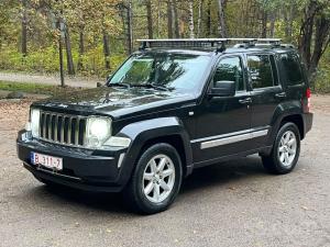 Black Jeep Cherokee 2010 in Riga, with an engine capacity of 2.80 L and mileage of 0 thousand km for 7899 €, photo  on AUTOMOTO.COM.LV