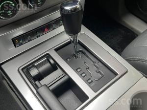 Melns Jeep Cherokee 2010 Rīga, ar dzinēja tilpumu 2.80 L un nobraukumu 0 tūkst. km par 7899 €, foto 21 vietnē AUTOMOTO.COM.LV