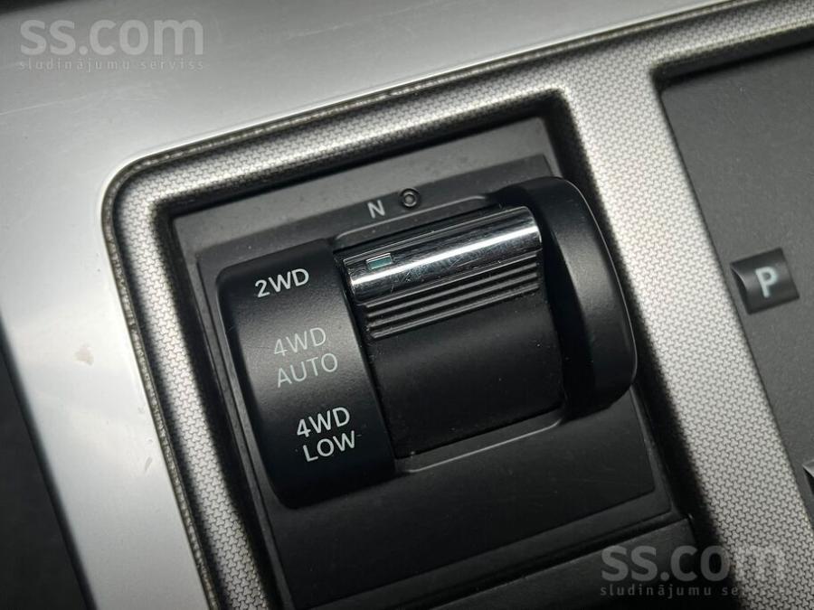 Melns Jeep Cherokee 2010 Rīga, ar dzinēja tilpumu 2.80 L un nobraukumu 0 tūkst. km par 7899 €, foto 22 vietnē AUTOMOTO.COM.LV