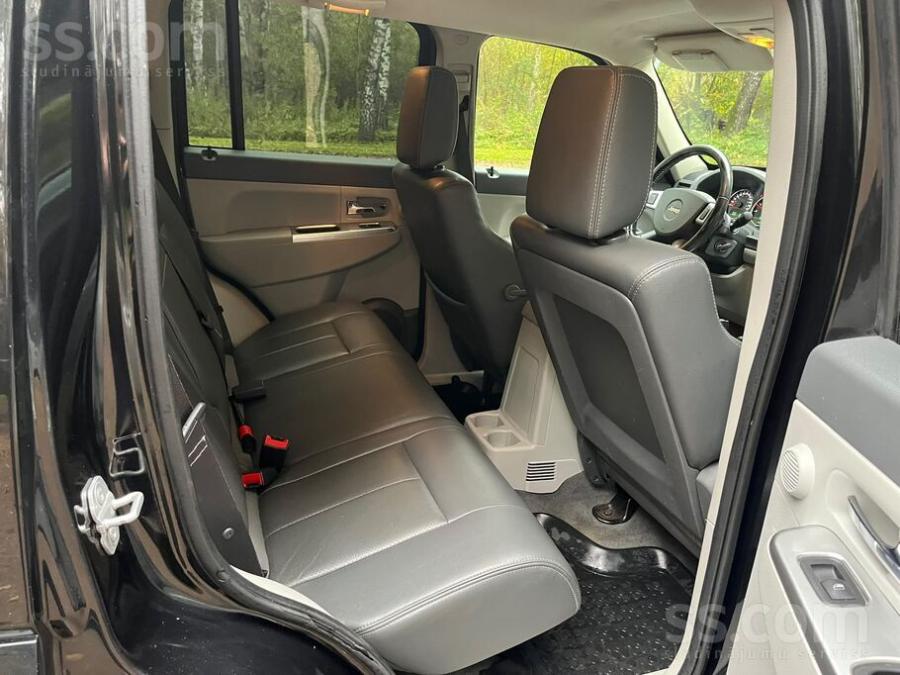 Melns Jeep Cherokee 2010 Rīga, ar dzinēja tilpumu 2.80 L un nobraukumu 0 tūkst. km par 7899 €, foto 24 vietnē AUTOMOTO.COM.LV