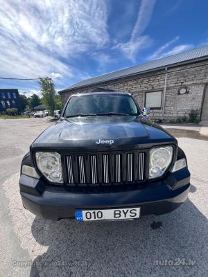 Melns Jeep Cherokee 2011 Tallina, ar dzinēja tilpumu 2.80 L un nobraukumu 285 tūkst. km par 7100 €, foto 3 vietnē AUTOMOTO.COM.LV