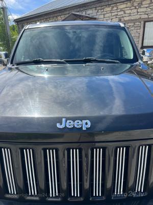 Melns Jeep Cherokee 2011 Tallina, ar dzinēja tilpumu 2.80 L un nobraukumu 285 tūkst. km par 7100 €, foto 5 vietnē AUTOMOTO.COM.LV
