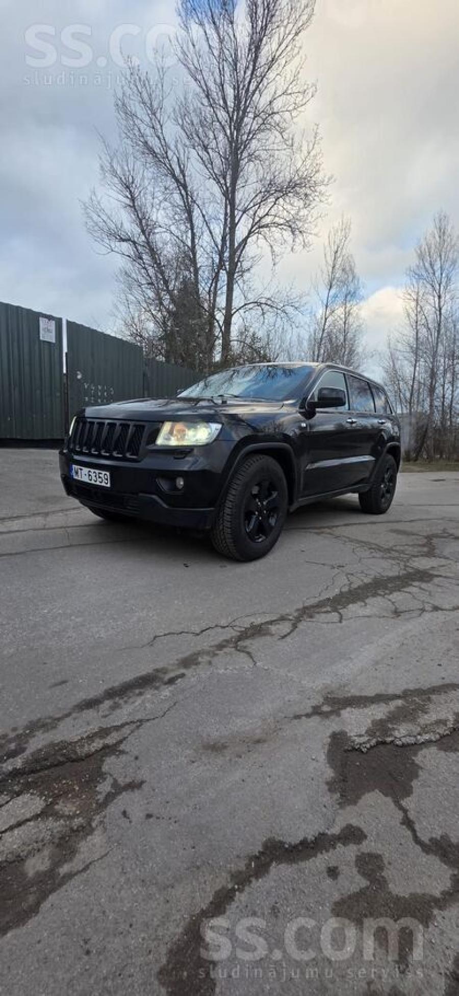 Melns Jeep Cherokee 2012 Rīga, ar dzinēja tilpumu 3.00 L un nobraukumu 269 tūkst. km par 10500 €, foto 9 vietnē AUTOMOTO.COM.LV