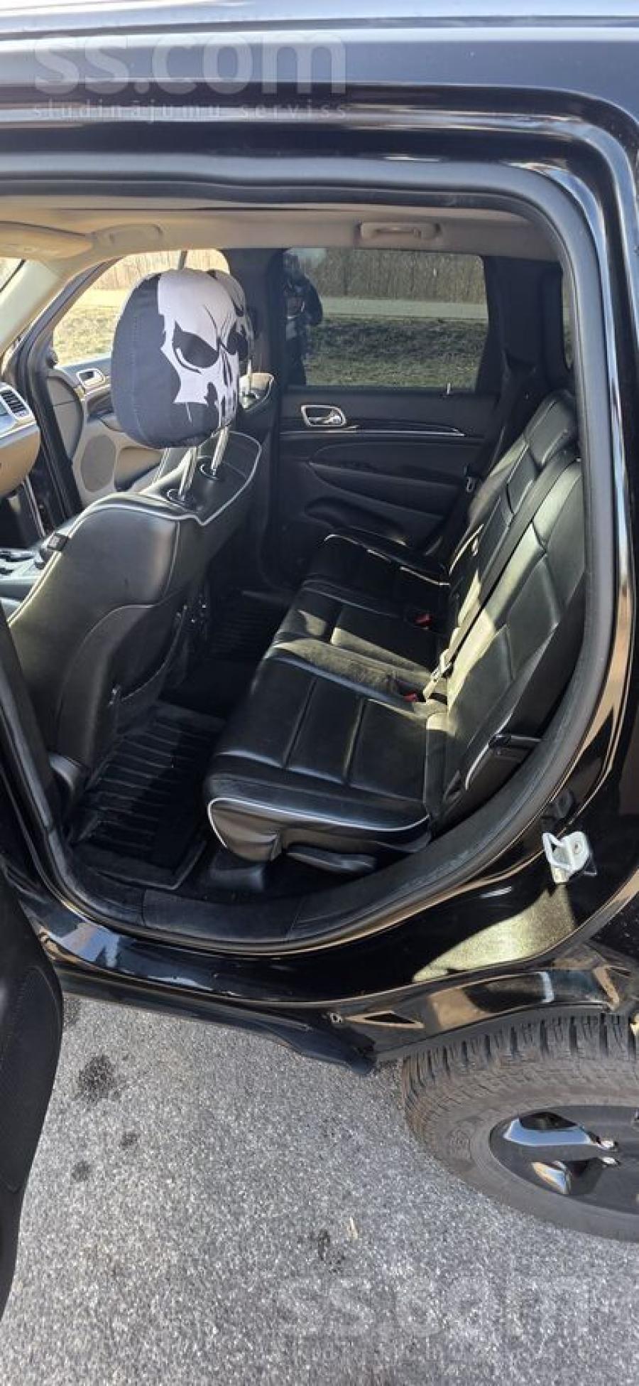 Melns Jeep Cherokee 2012 Rīga, ar dzinēja tilpumu 3.00 L un nobraukumu 269 tūkst. km par 10500 €, foto 20 vietnē AUTOMOTO.COM.LV