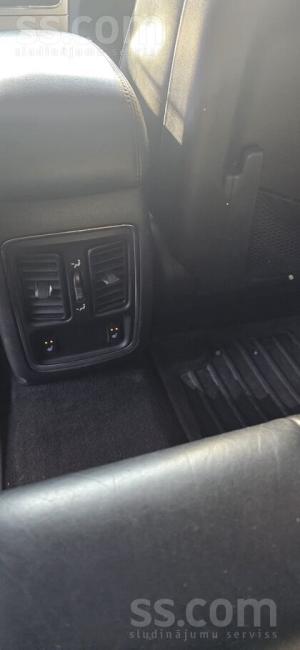 Melns Jeep Cherokee 2012 Rīga, ar dzinēja tilpumu 3.00 L un nobraukumu 269 tūkst. km par 10500 €, foto 24 vietnē AUTOMOTO.COM.LV