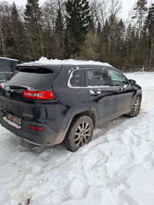 Melns Jeep Cherokee 2014 Jonava, ar dzinēja tilpumu 2.40 L un nobraukumu 273 tūkst. km par 5500 €, foto 6 vietnē AUTOMOTO.COM.LV