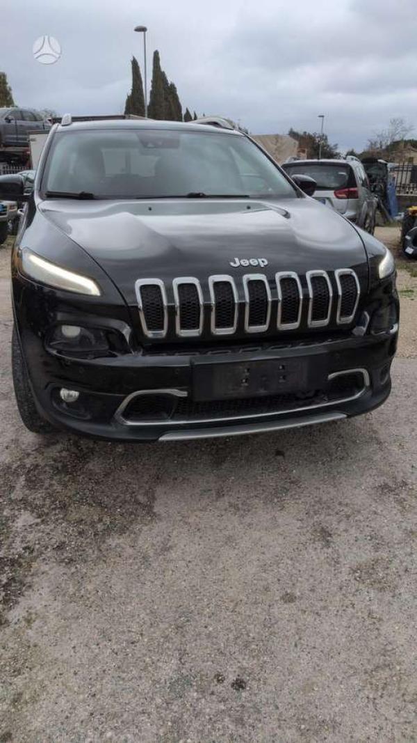 Melns Jeep Cherokee 2014 Šauļi, ar dzinēja tilpumu 1.96 L un nobraukumu 240 tūkst. km par 6200 €, foto 1 vietnē AUTOMOTO.COM.LV