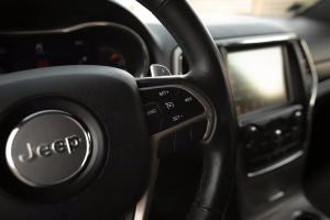 Melns Jeep Cherokee 2014 Jelgava, ar dzinēja tilpumu 3.00 L un nobraukumu 173 tūkst. km par 16000 €, foto 17 vietnē AUTOMOTO.COM.LV