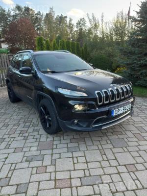 Melns Jeep Cherokee 2014 Rīga, ar dzinēja tilpumu 2.00 L un nobraukumu 187 tūkst. km par 9500 €, foto 4 vietnē AUTOMOTO.COM.LV