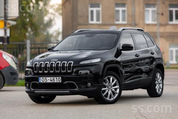 Melns Jeep Cherokee 2014 Jelgava, ar dzinēja tilpumu 2.00 L un nobraukumu 247 tūkst. km par 8590 €, foto 1 vietnē AUTOMOTO.COM.LV