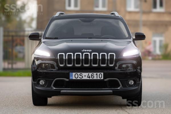 Melns Jeep Cherokee 2014 Jelgava, ar dzinēja tilpumu 2.00 L un nobraukumu 247 tūkst. km par 8590 €, foto 3 vietnē AUTOMOTO.COM.LV