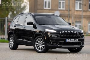 Melns Jeep Cherokee 2014 Jelgava, ar dzinēja tilpumu 2.00 L un nobraukumu 247 tūkst. km par 8590 €, foto 4 vietnē AUTOMOTO.COM.LV