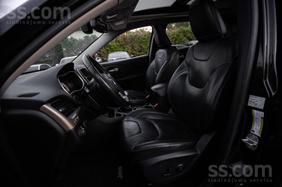 Melns Jeep Cherokee 2014 Jelgava, ar dzinēja tilpumu 2.00 L un nobraukumu 247 tūkst. km par 8590 €, foto 7 vietnē AUTOMOTO.COM.LV