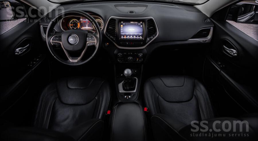 Melns Jeep Cherokee 2014 Jelgava, ar dzinēja tilpumu 2.00 L un nobraukumu 247 tūkst. km par 8590 €, foto 10 vietnē AUTOMOTO.COM.LV