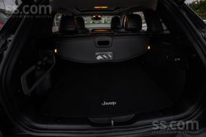 Melns Jeep Cherokee 2014 Jelgava, ar dzinēja tilpumu 2.00 L un nobraukumu 247 tūkst. km par 8590 €, foto 12 vietnē AUTOMOTO.COM.LV